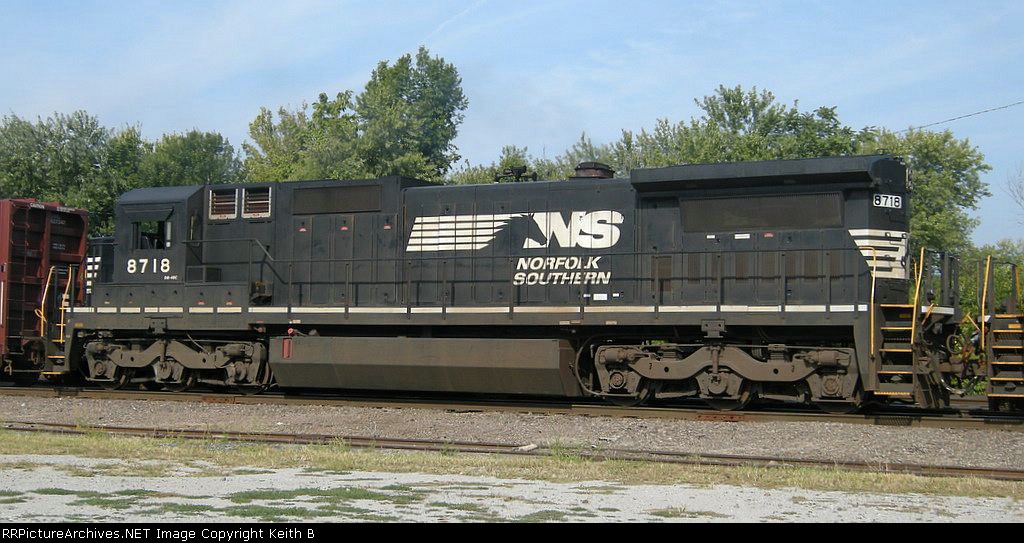 NS 8718